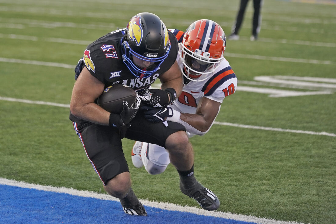 KU tight ends adjusting to life after Fairchild | News, Sports, Jobs ...